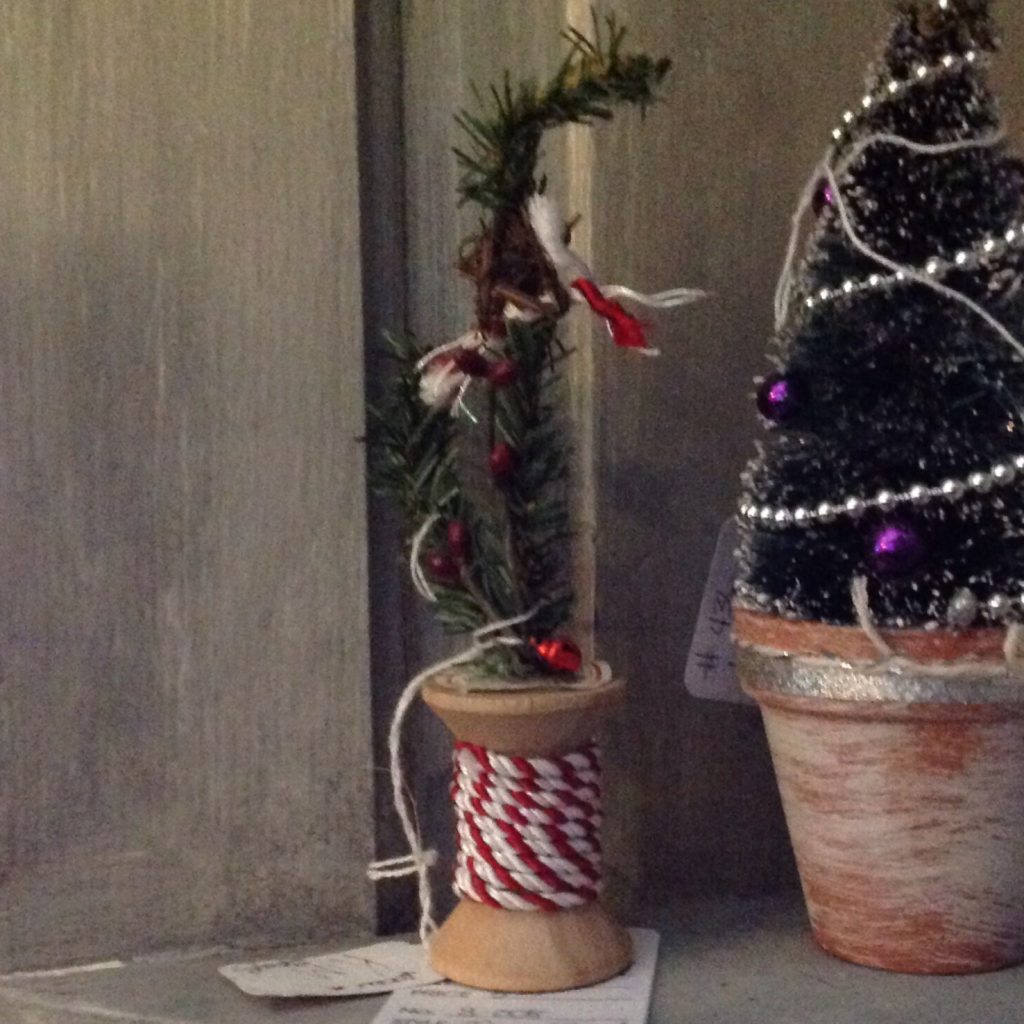 Thread Spool Tree – Flora's Trash to Treasure